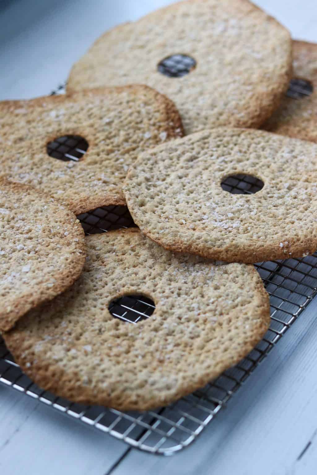 Rye and Oat Crispbread | True North Kitchen