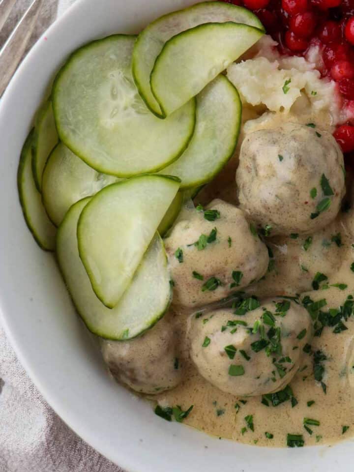 Swedish Meatball Smørrebrød with Creamy Pickled Beet Salad - True North ...