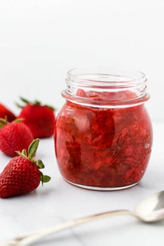 Strawberry Rhubarb Compote (Easy Strawberry Rhubarb Sauce) - True North ...