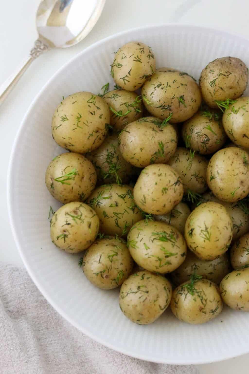 Buttery Swedish Dill Potatoes (Färskpotatis med Dill) - True North Kitchen